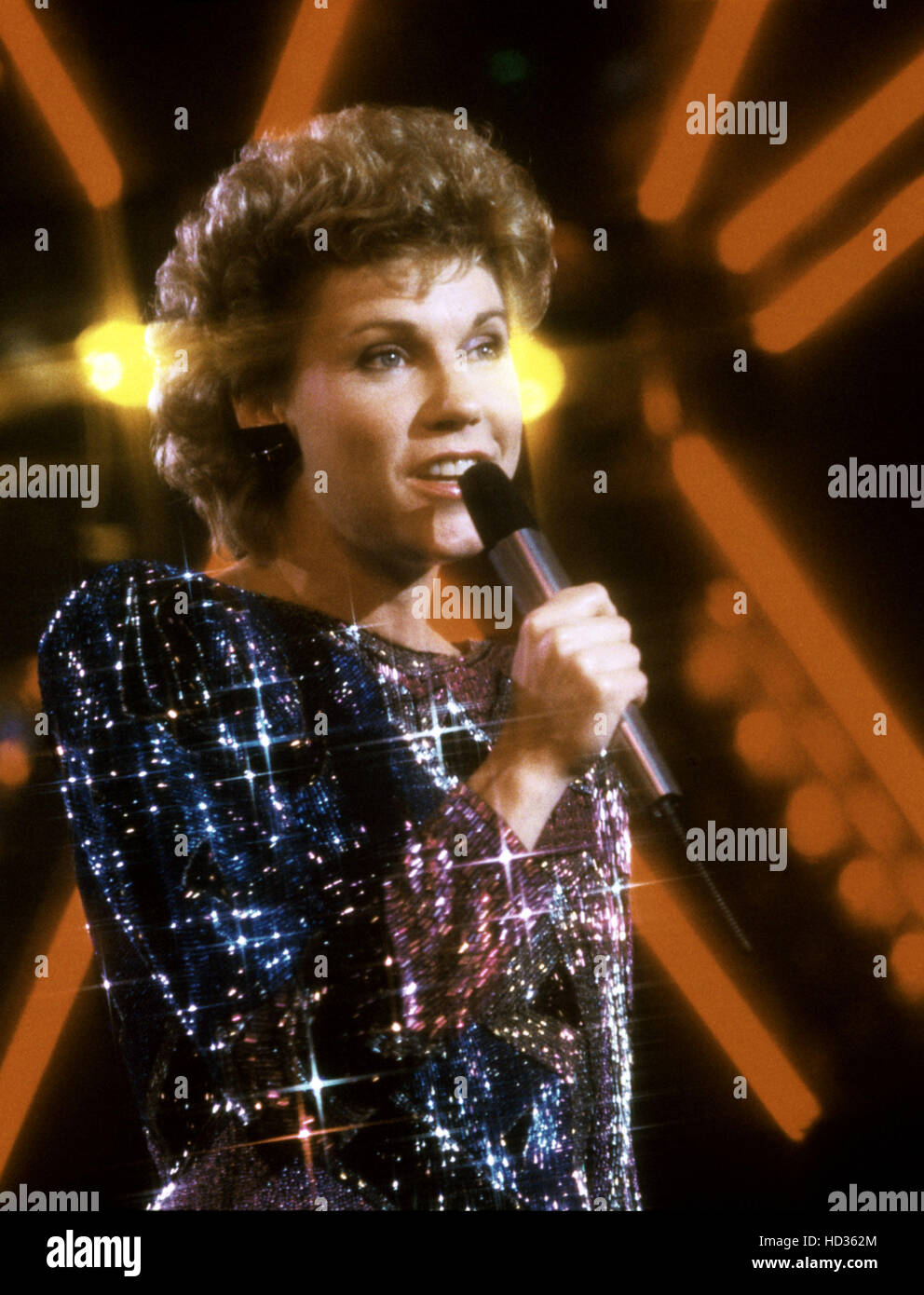 ANNE MURRAY: SOUNDS OF LONDON, Anne Murray, 1983, © CBS / Courtesy ...