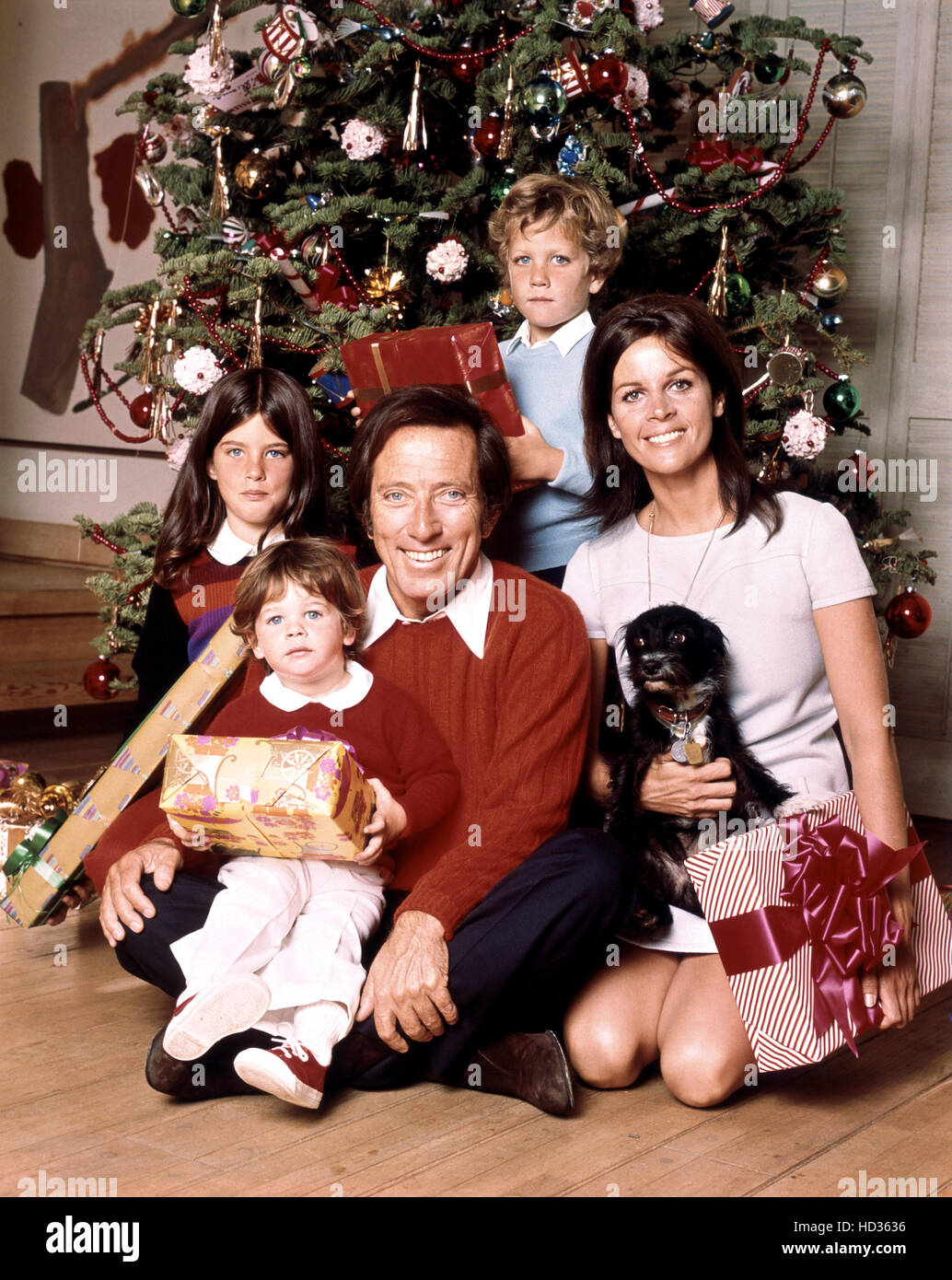 Christmas Family Television 1970s Hi Res Stock Photography And Images
