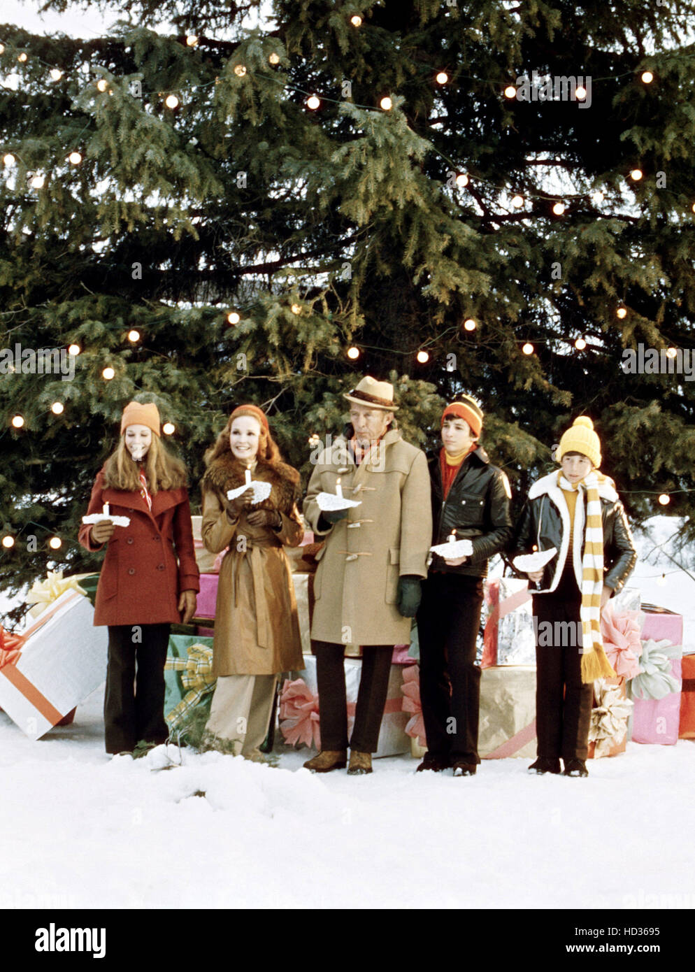 BING CROSBY'S SUN VALLEY CHRISTMAS SHOW, (from left): Mary Crosby ...