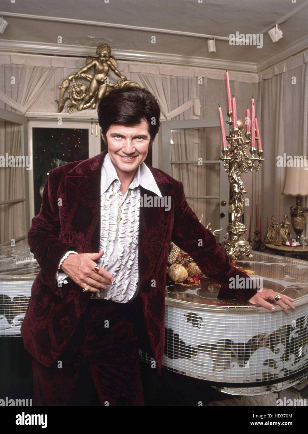 LIBERACE, andrew Robinson as Liberace, 1988, © ABC/courtesy Everett ...