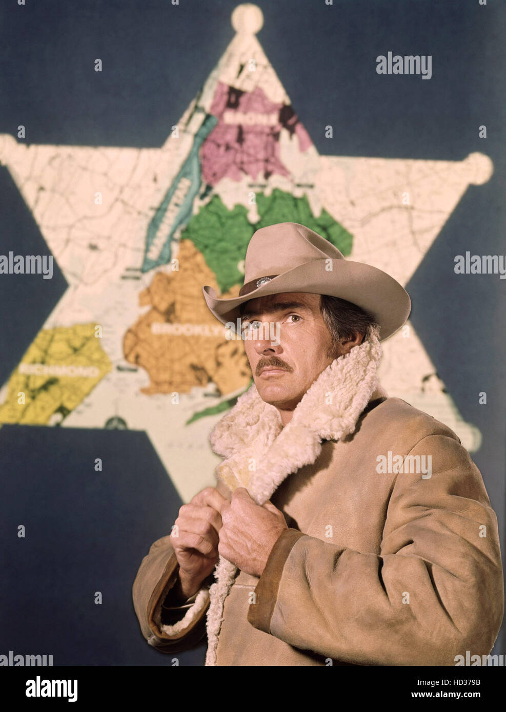 MCCLOUD, Dennis Weaver, 1970-77 Stock Photo - Alamy