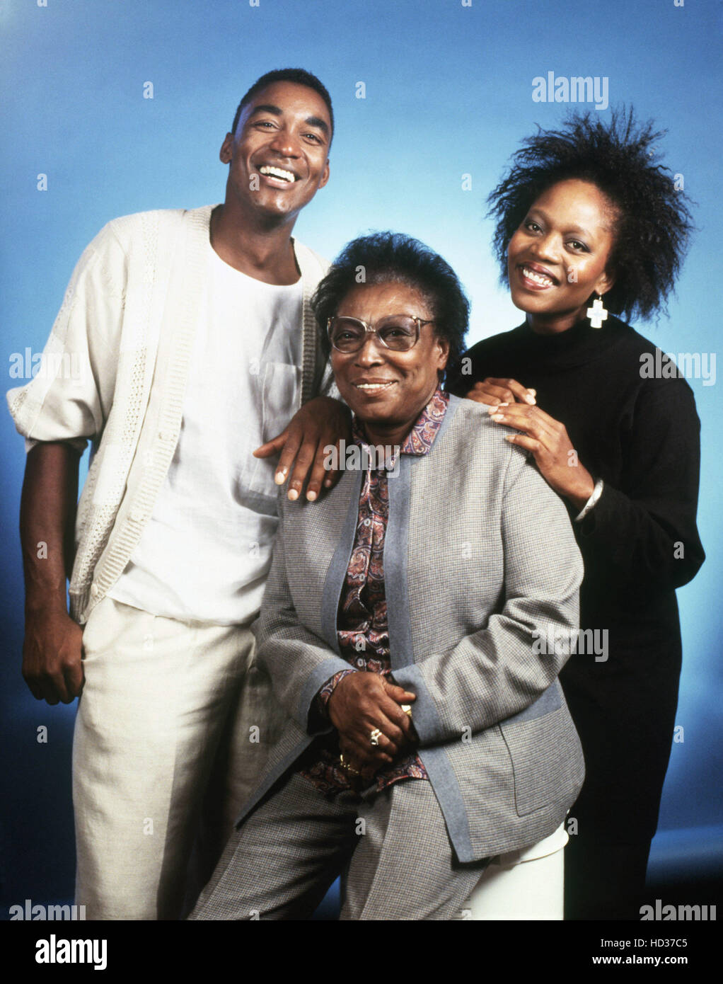 A MOTHER'S COURAGE: THE MARY THOMAS STORY, (from left): Isiah Thomas ...