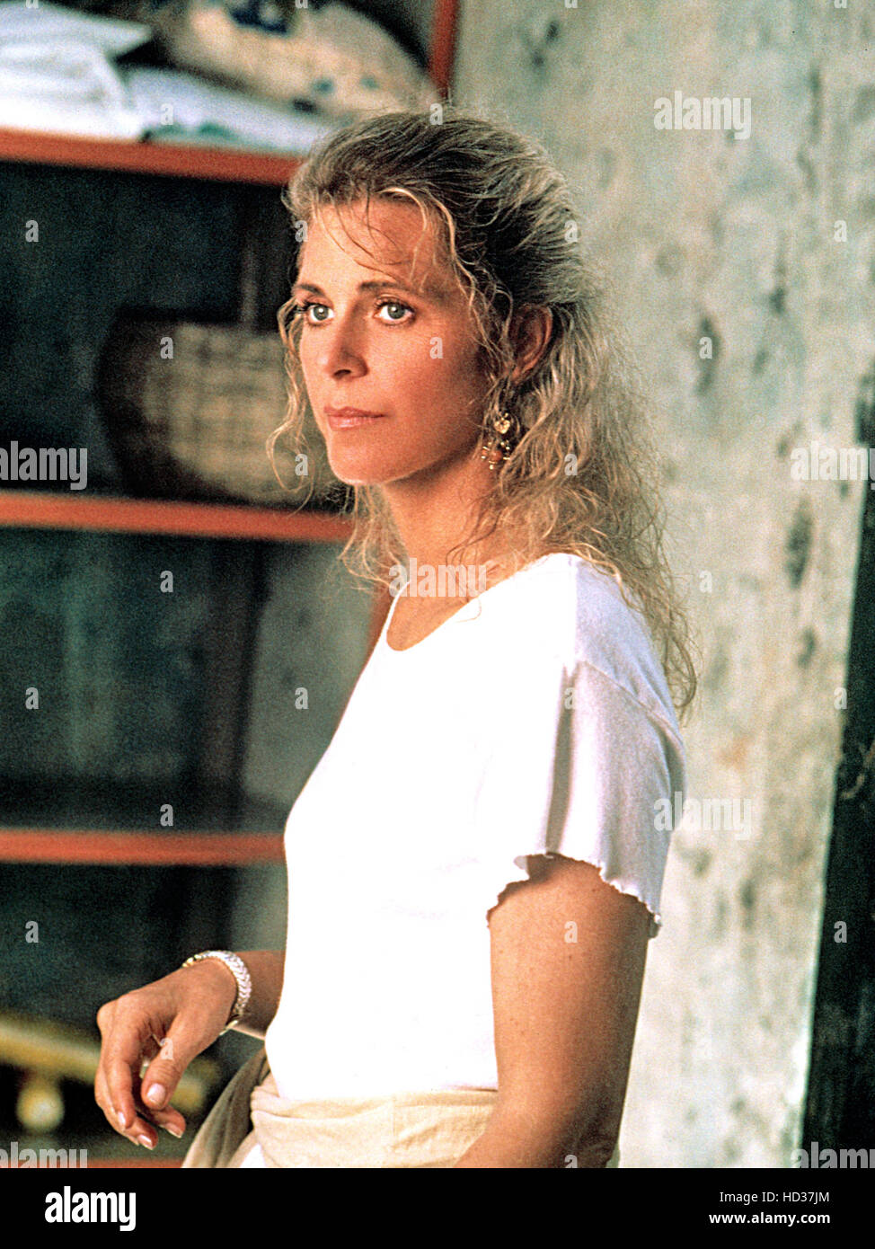 NURSES ON THE LINE: THE CRASH OF FLIGHT 7, Lindsay Wagner, 1993 Stock ...