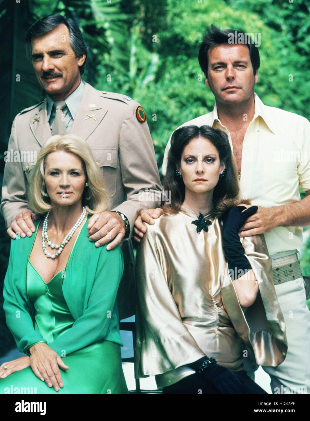 PEARL, top from left: Dennis Weaver, Robert Wagner, bottom from left ...