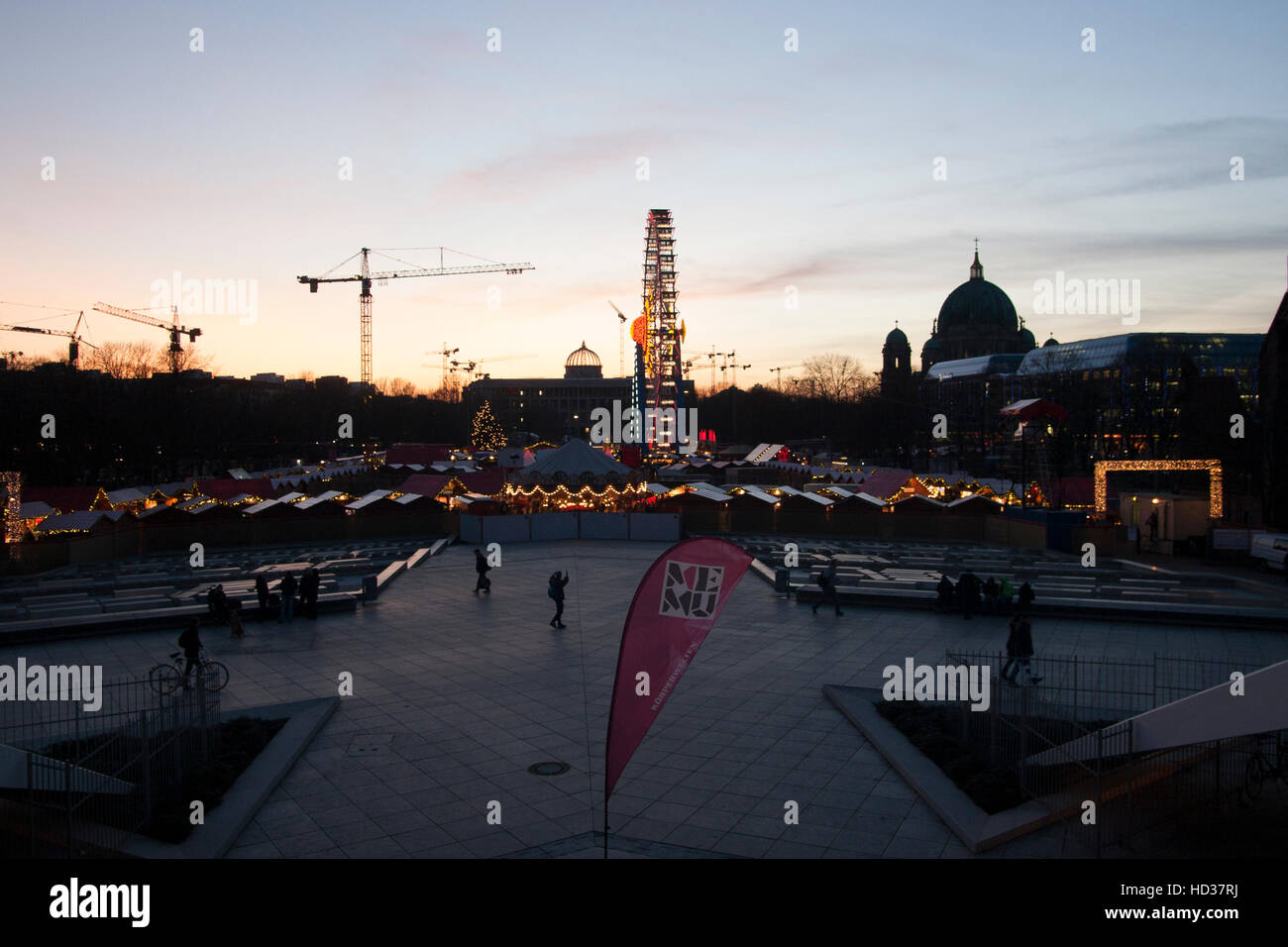 Christmas Market between TV Tower and Rotes Rathaus. Berlin, Germany ...