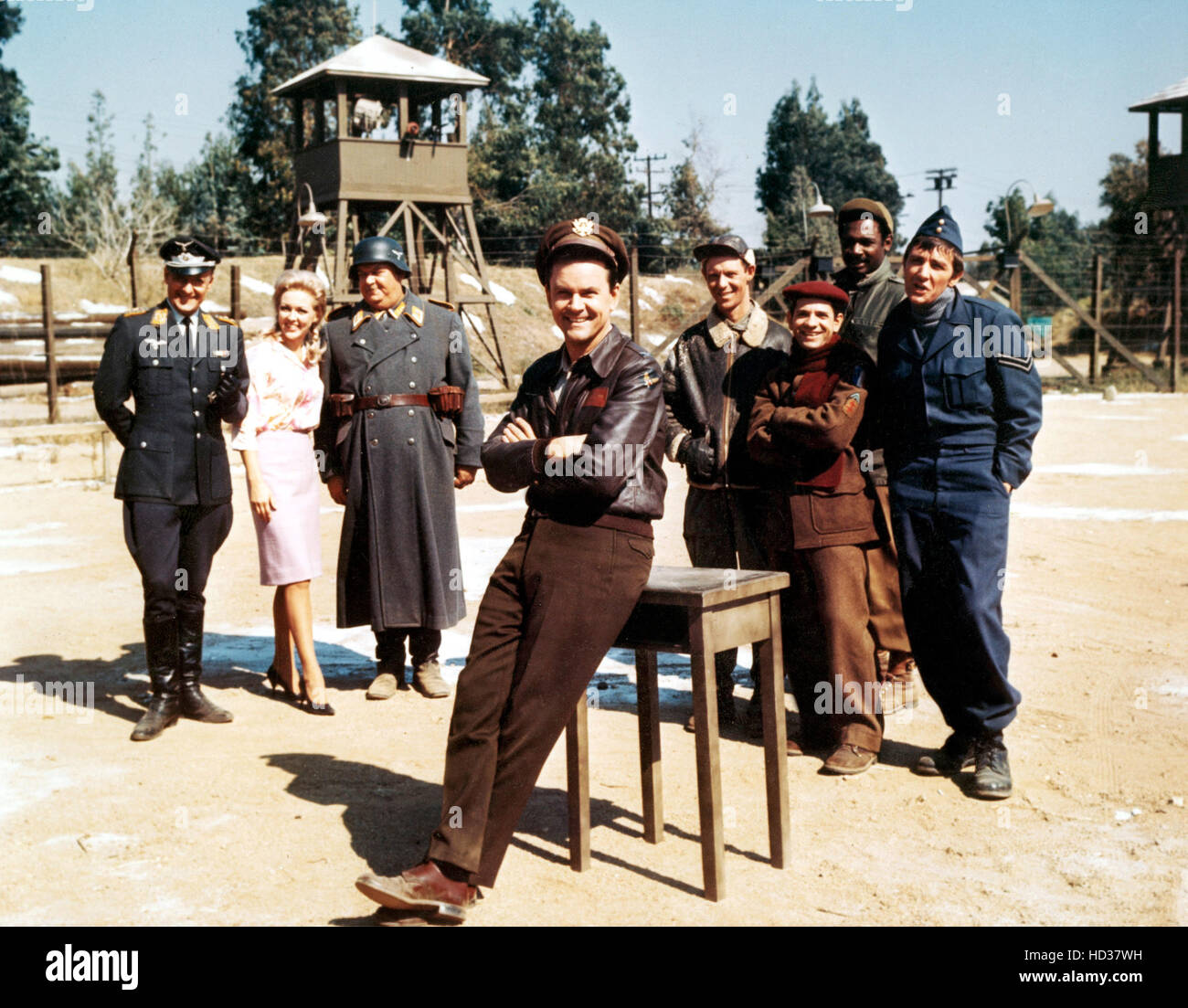 Hogans Heroes Werner Klemperer Cynthia Lynn John Banner Bob Crane