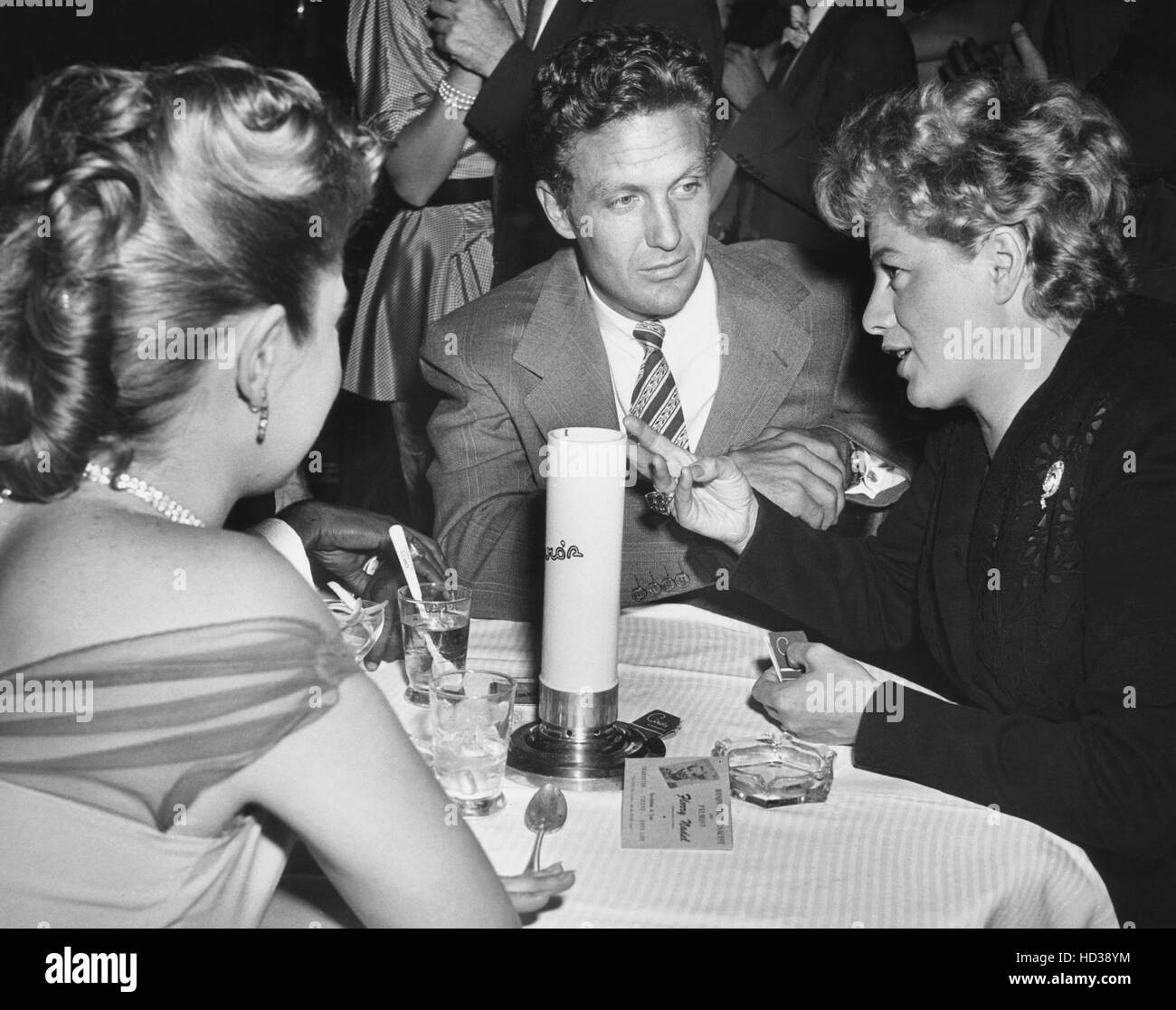Robert Stack (left) and Shelley Winters at Ciro's, early 1950s Stock ...