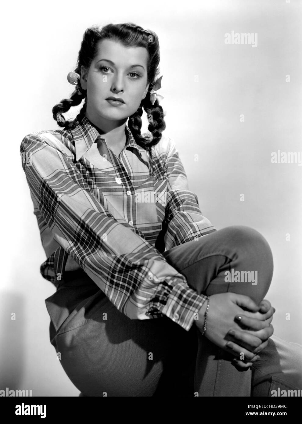 Fashion model and 20th Century-Fox starlet Trudy Marshall, ca. mid ...