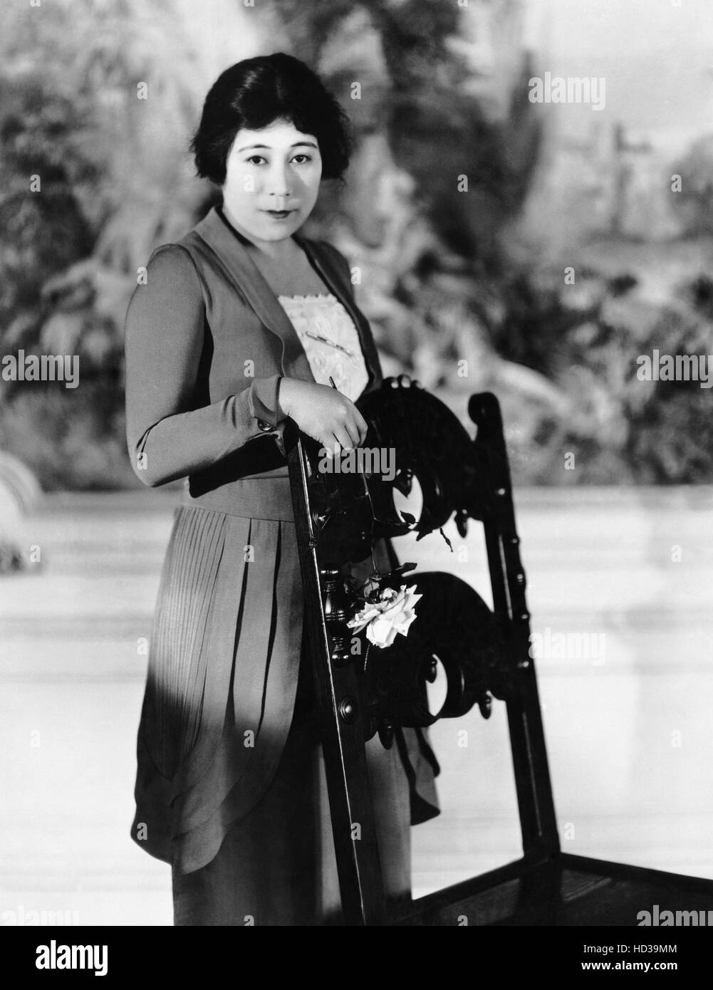 Tsuru Aoki TSURU AOKI, JAPANESE SILENT FILM ACTRESS (Mrs. Sussue