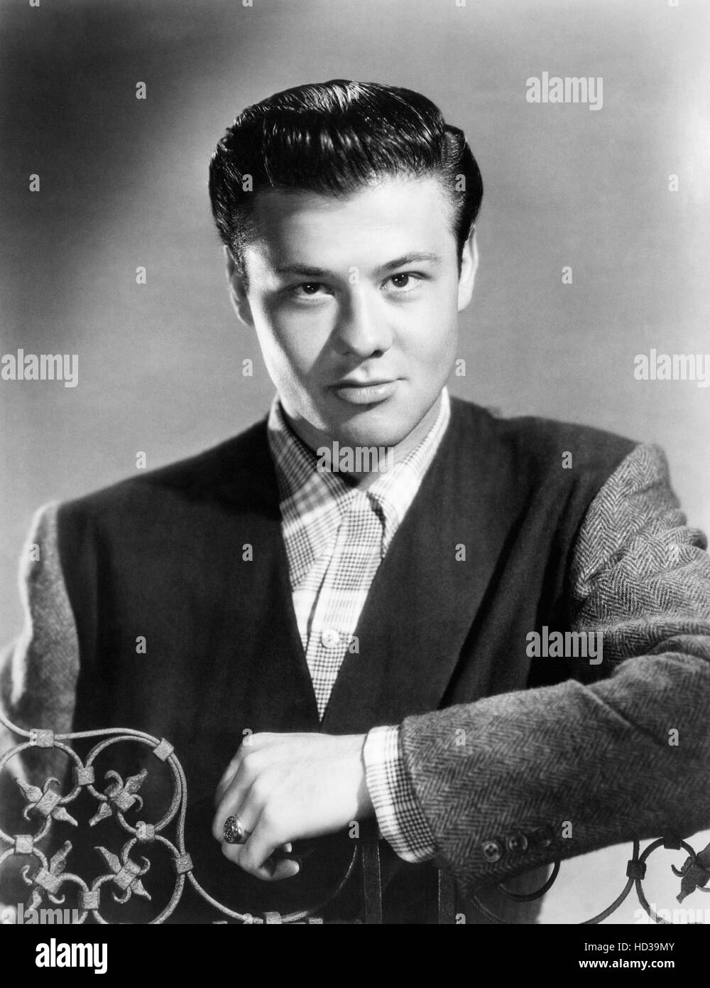 Turhan Bey, ca. 1945 Stock Photo - Alamy