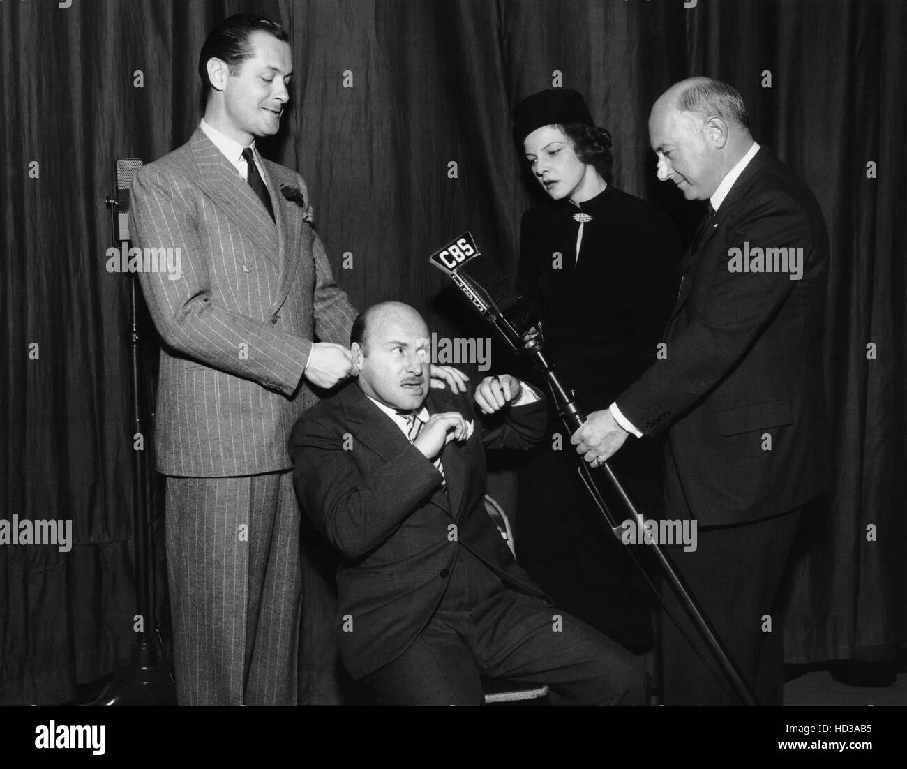 From left, Robert Montgomery, Vince Barnett, Elissa Landi, Cecil B ...