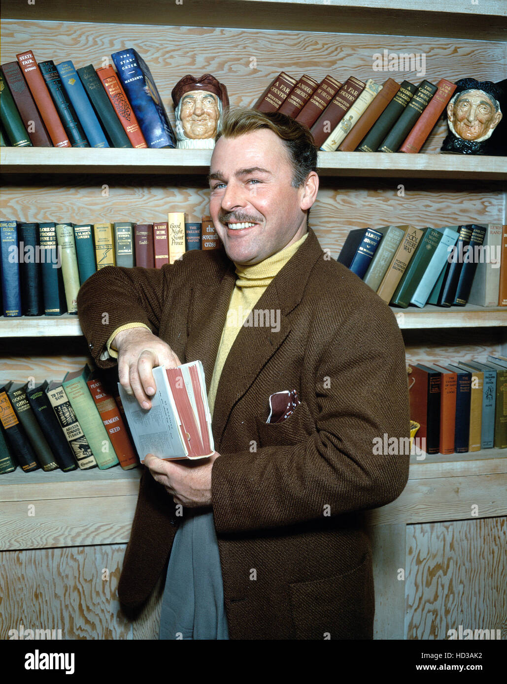Brian Donlevy, 1940s Stock Photo - Alamy