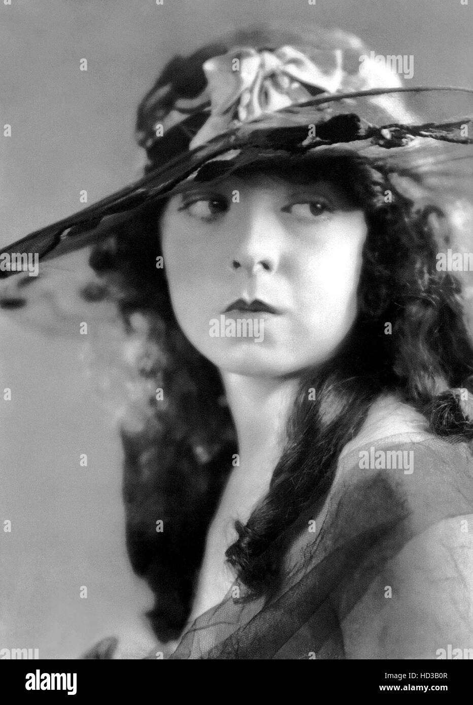 Colleen Moore, late 1910s Stock Photo - Alamy