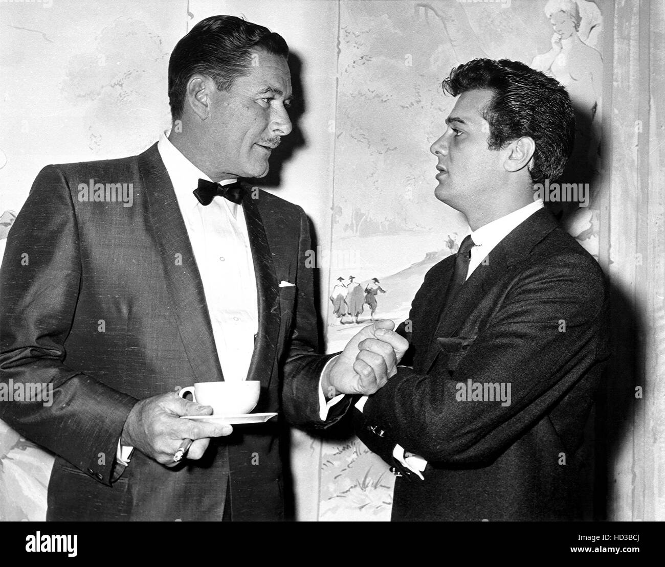 From left: Errol Flynn, Tony Curtis, early 1950s Stock Photo - Alamy