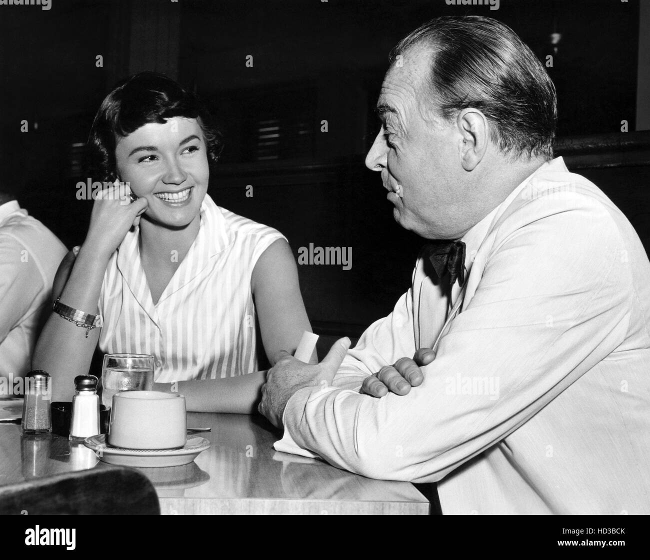From left: actress/starlet Lilo Pulver, (aka, Lisolette Pulver) jokes ...