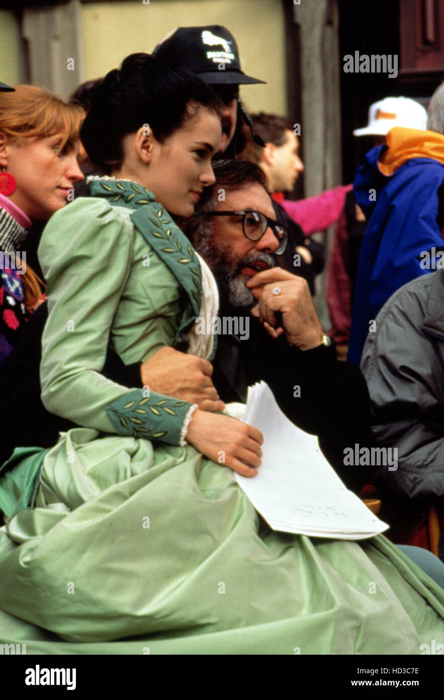 Bram Stokers Dracula Actress Winona Ryder Held Tight By Director