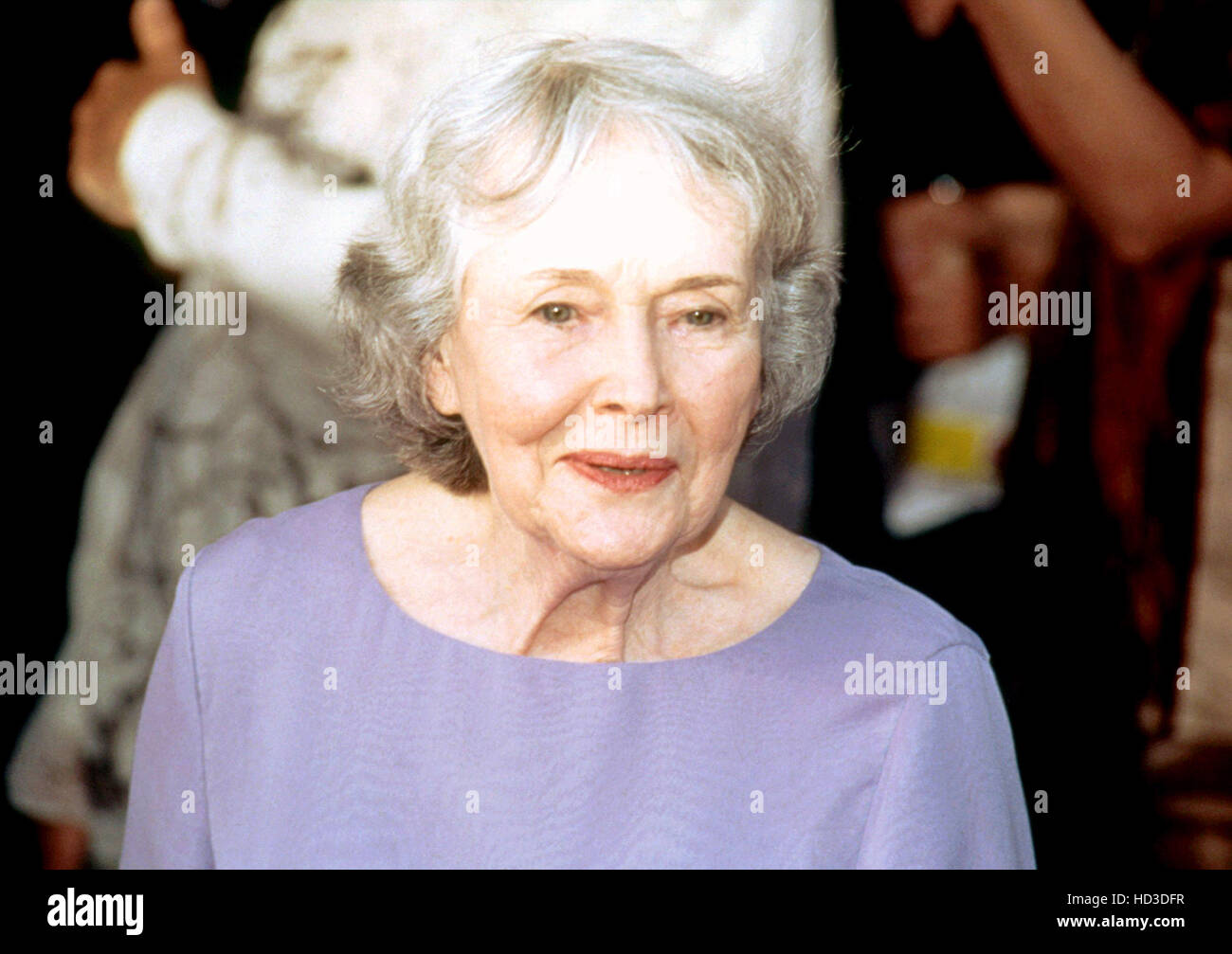 Teresa Wright attending the Academy Awards, 1998 Stock Photo - Alamy