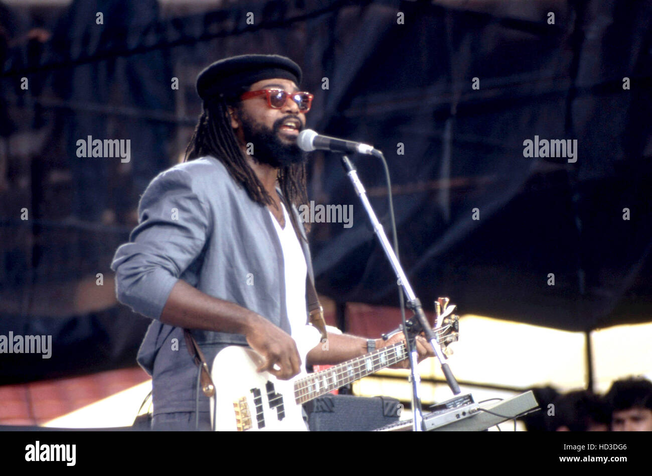 Richard Daley performing with Third World at the concert for Amnesty ...