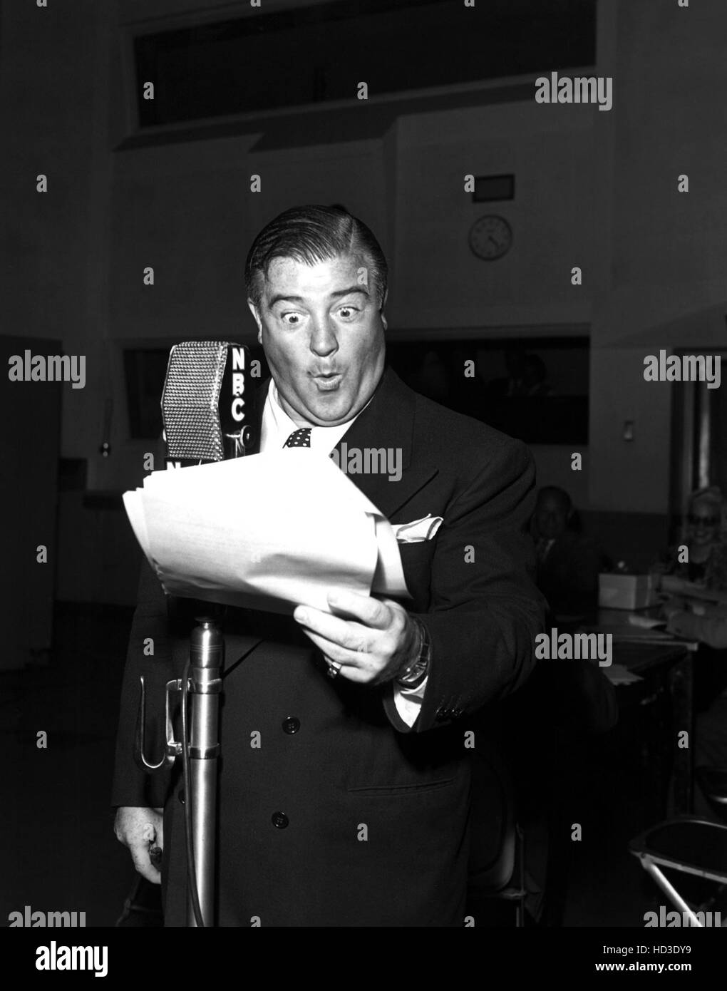 LOU COSTELLO gives it 110% on THE ABBOTT AND COSTELLO SHOW, 1941-1949 ...