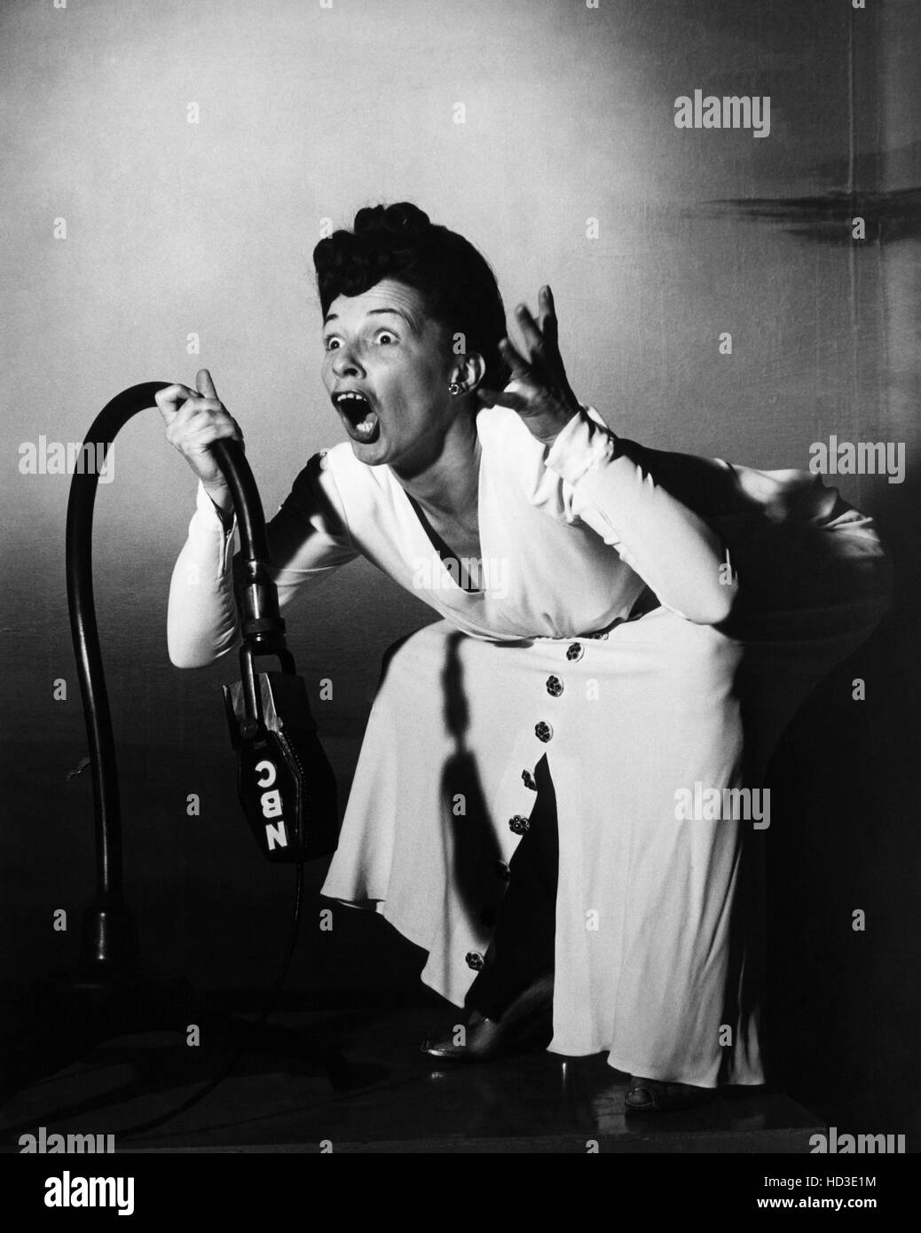 THE CASS DALEY SHOW, Cass Daley, NBC Radio, 1946 Stock Photo - Alamy