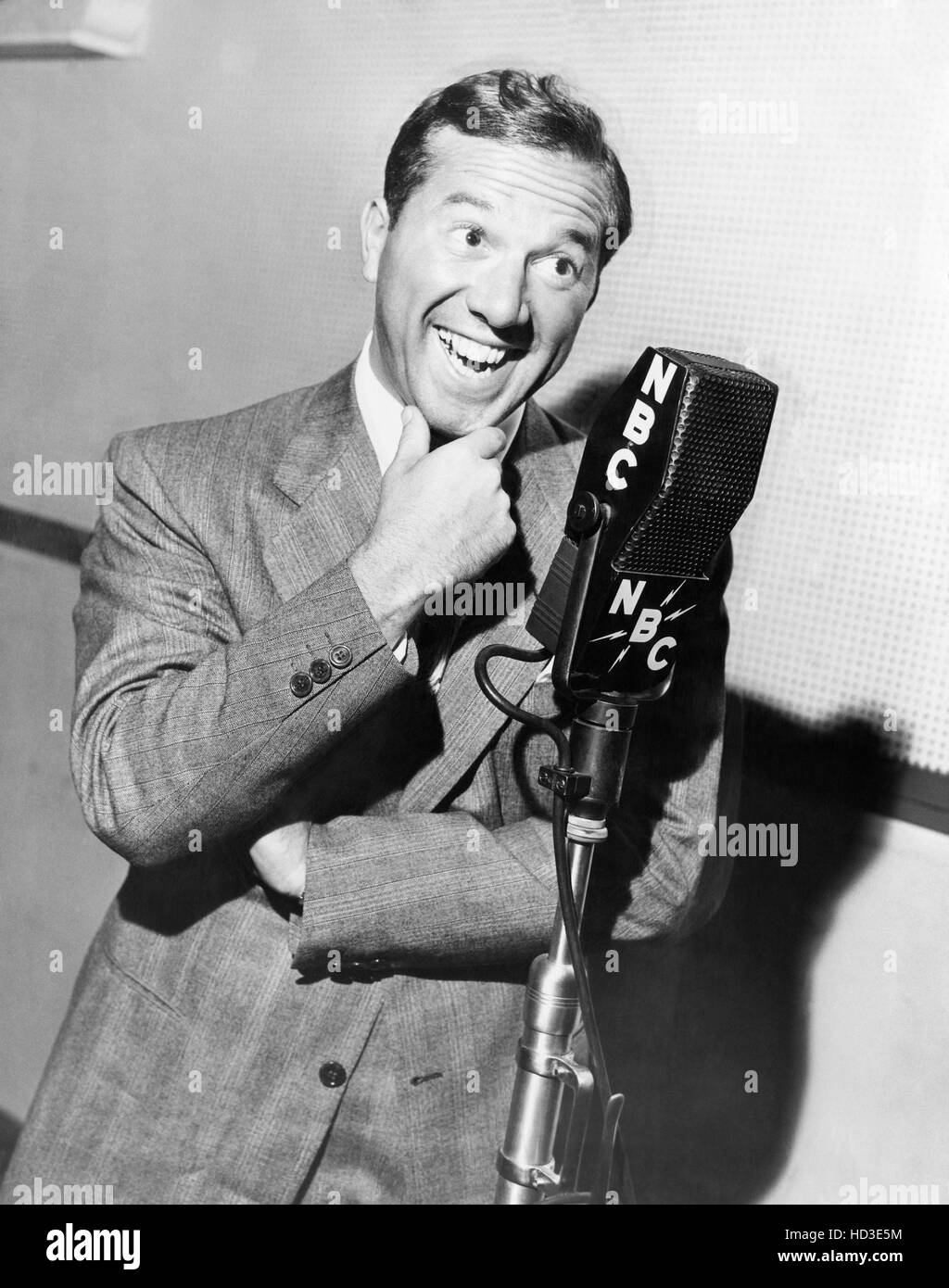 THE JERRY LESTER SHOW, Jerry Lester, ca. late 1940s Stock Photo - Alamy