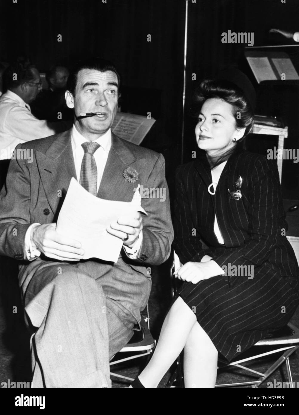 SCREEN GUILD THEATER, from left, Walter Pidgeon, Olivia de Havilland ...