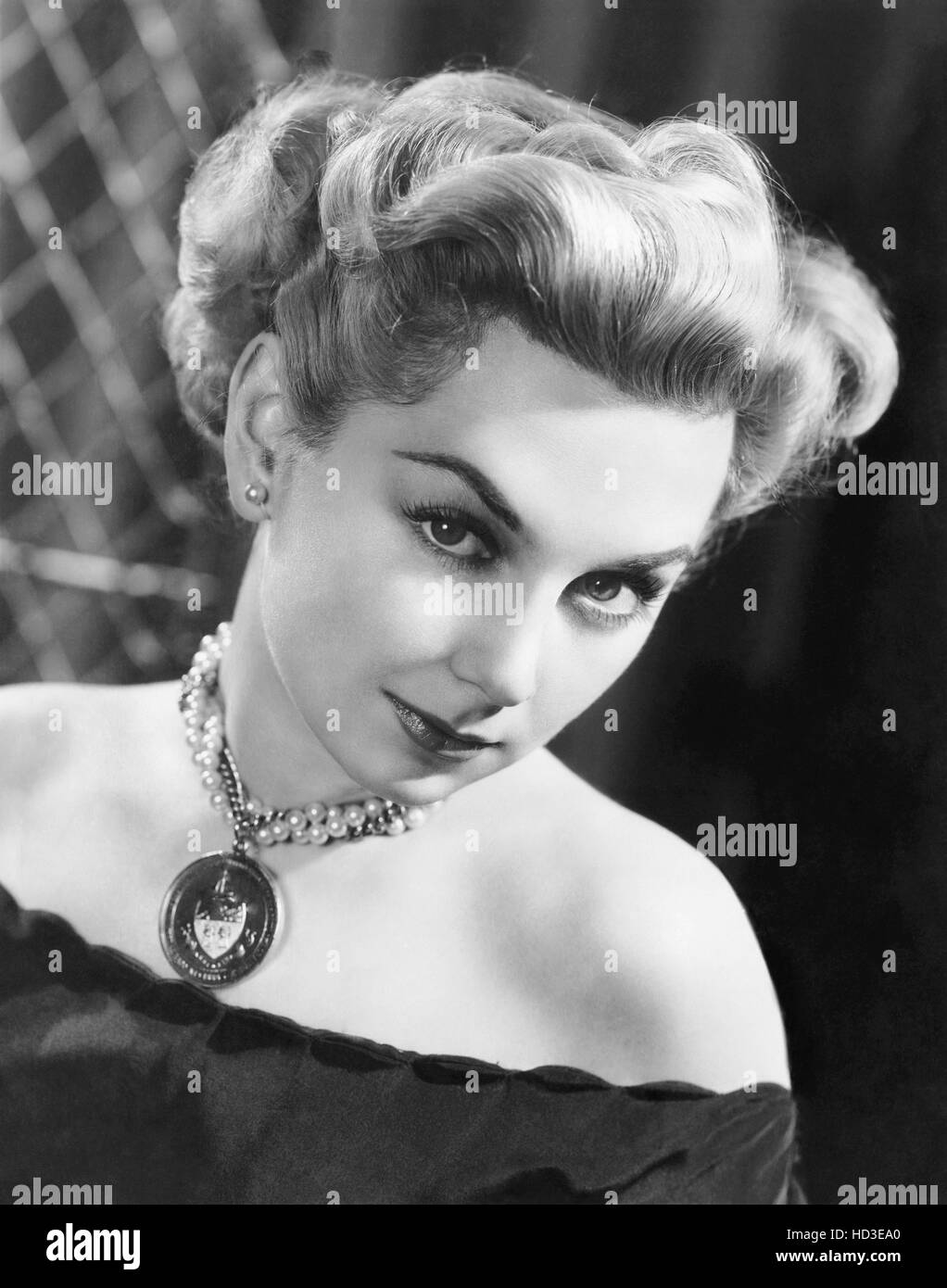 THIS IS NORA DRAKE, Joan Lorring, 1947-59 (1949 photo Stock Photo - Alamy