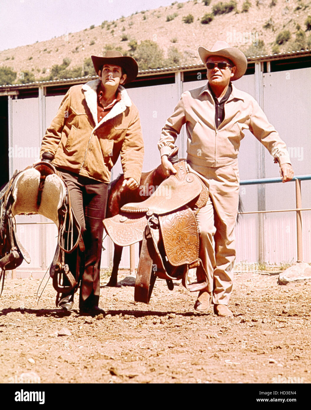CADE'S COUNTY, Peter Ford, Glenn Ford, 1971-72 Stock Photo - Alamy