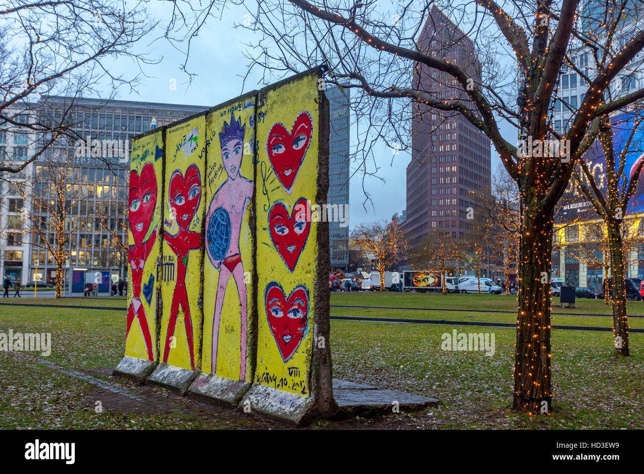 Remains Berlin graffiti Wall, Leipziger Platz, Berlin, Germany Stock ...