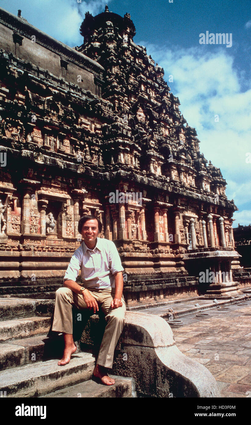 COSMOS, Host Carl Sagan, 1980 (c)PBS/courtesy Everett Collection Stock ...