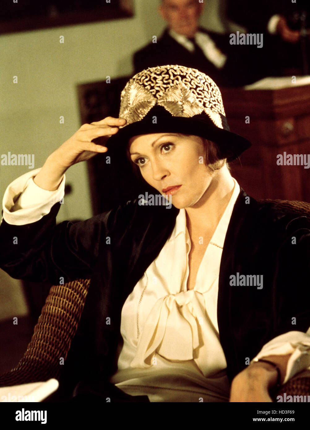 DISAPPEARANCE OF AIMEE, Faye Dunaway, 1976 Stock Photo - Alamy