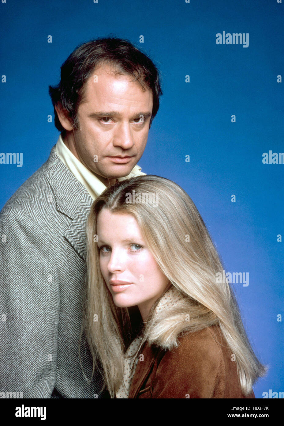 DOG AND CAT, from left: Lou Antonio, Kim Basinger, 1977 Stock Photo - Alamy
