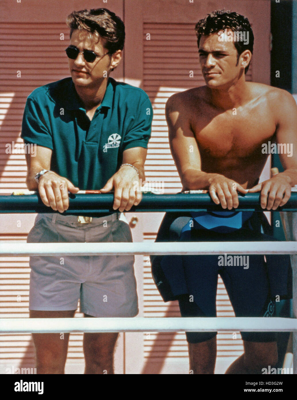 BEVERLY HILLS 90210, (from left): Jason Priestley, Luke Perry, 1990 ...