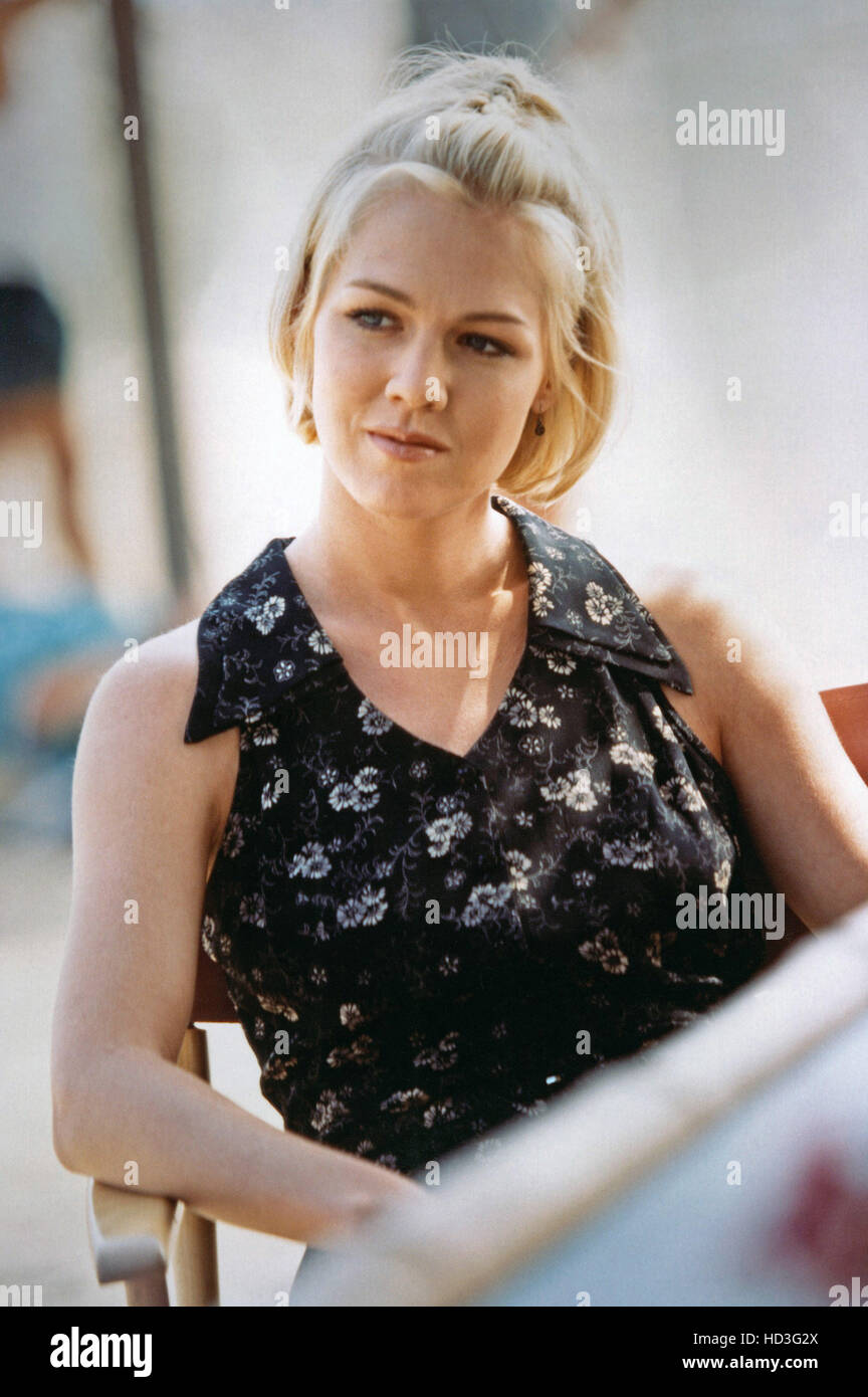 BEVERLY HILLS 90210, Jennie Garth, (1996), 1990-2000. © Aaron Spelling ...