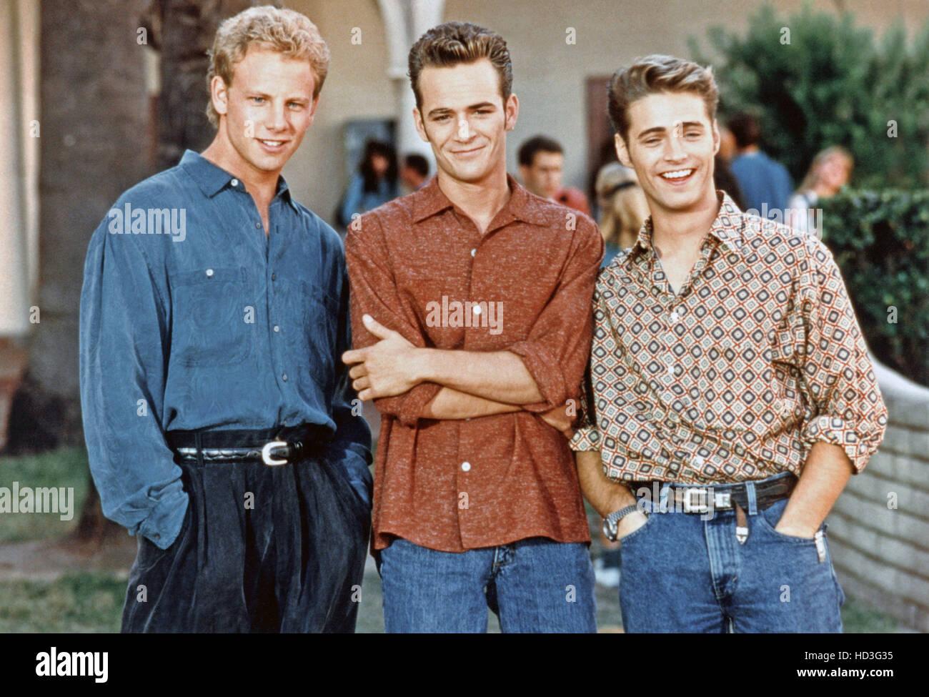 BEVERLY HILLS 90210, (from left): Ian Ziering, Luke Perry, Jason ...