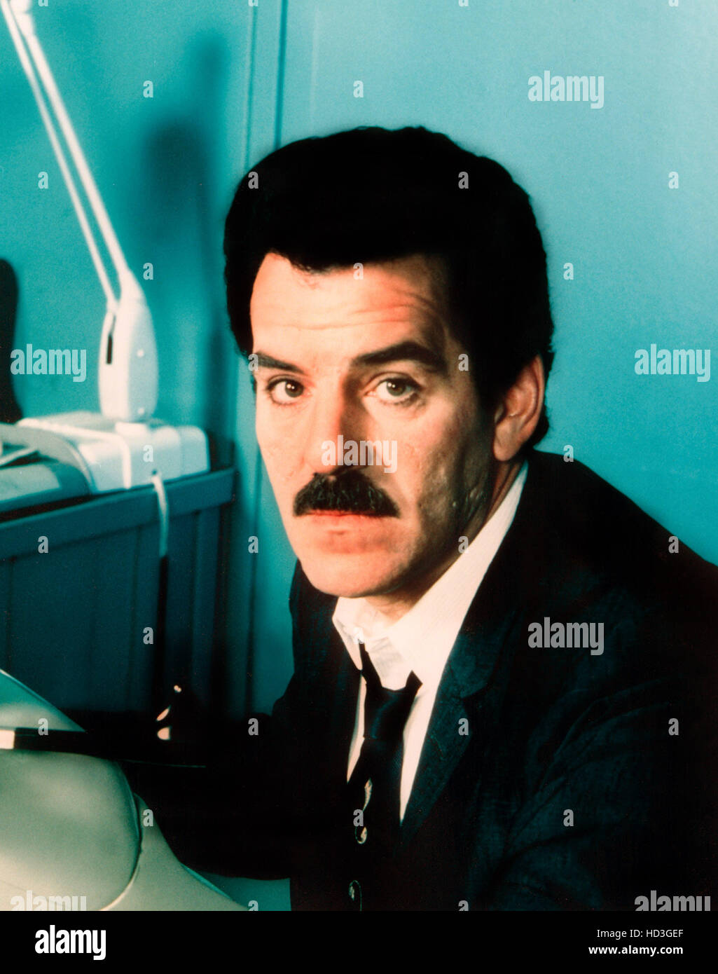 Dennis lamp hi-res stock photography and images - Alamy