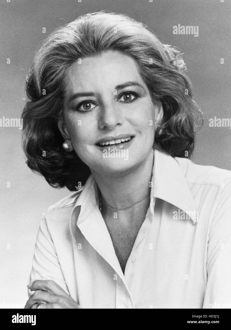 ABC EVENING NEWS (aka ABC NEWS WITH HARRY REASONER AND BARBARA WALTERS ...