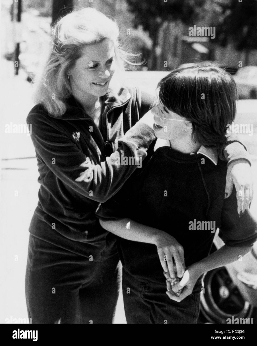 ACT OF VIOLENCE, from left: Elizabeth Montgomery, Sean Frye, aired ...