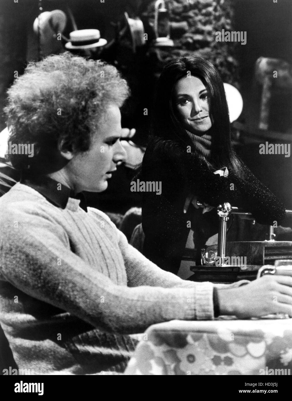 ACTS OF LOVE AND OTHER COMEDIES, from left: Art Garfunkel, Marlo Thomas ...