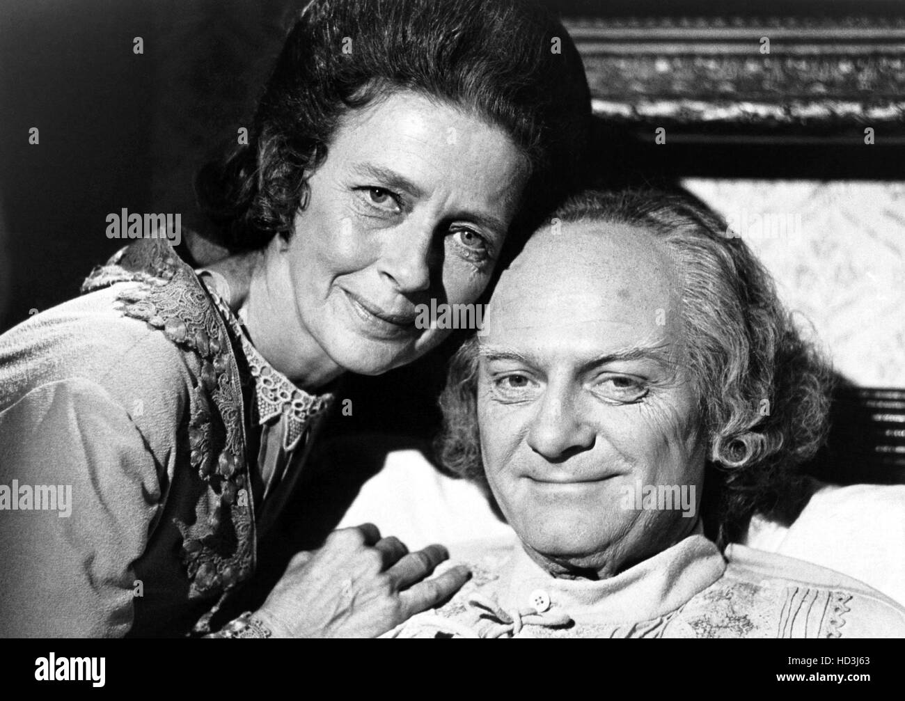 THE ADAMS CHRONICLES, Leora Dana, George Grizzard, 1976 Stock Photo - Alamy