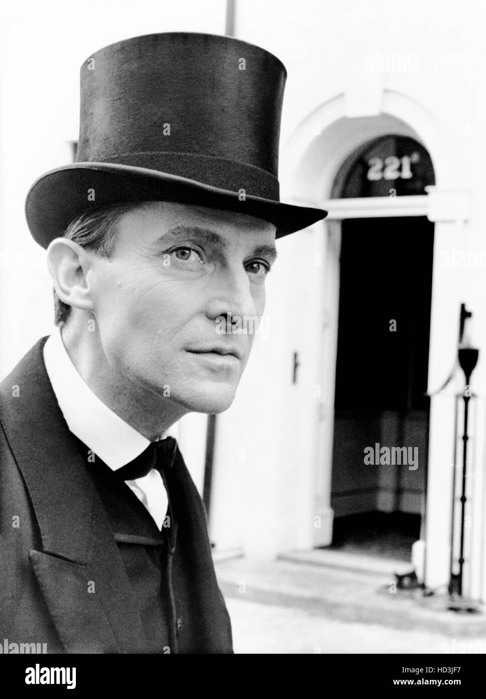 THE ADVENTURES OF SHERLOCK HOLMES, Jeremy Brett (as Sherlock Holmes ...