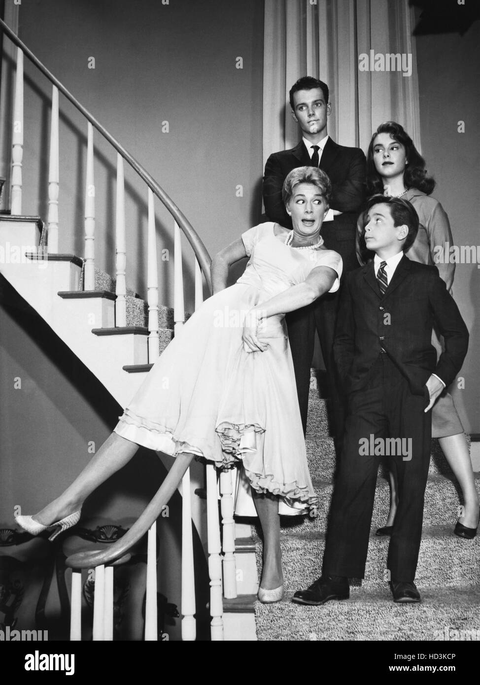 THE BETTY HUTTON SHOW, from left, Betty Hutton, Richard Miles, Gigi ...