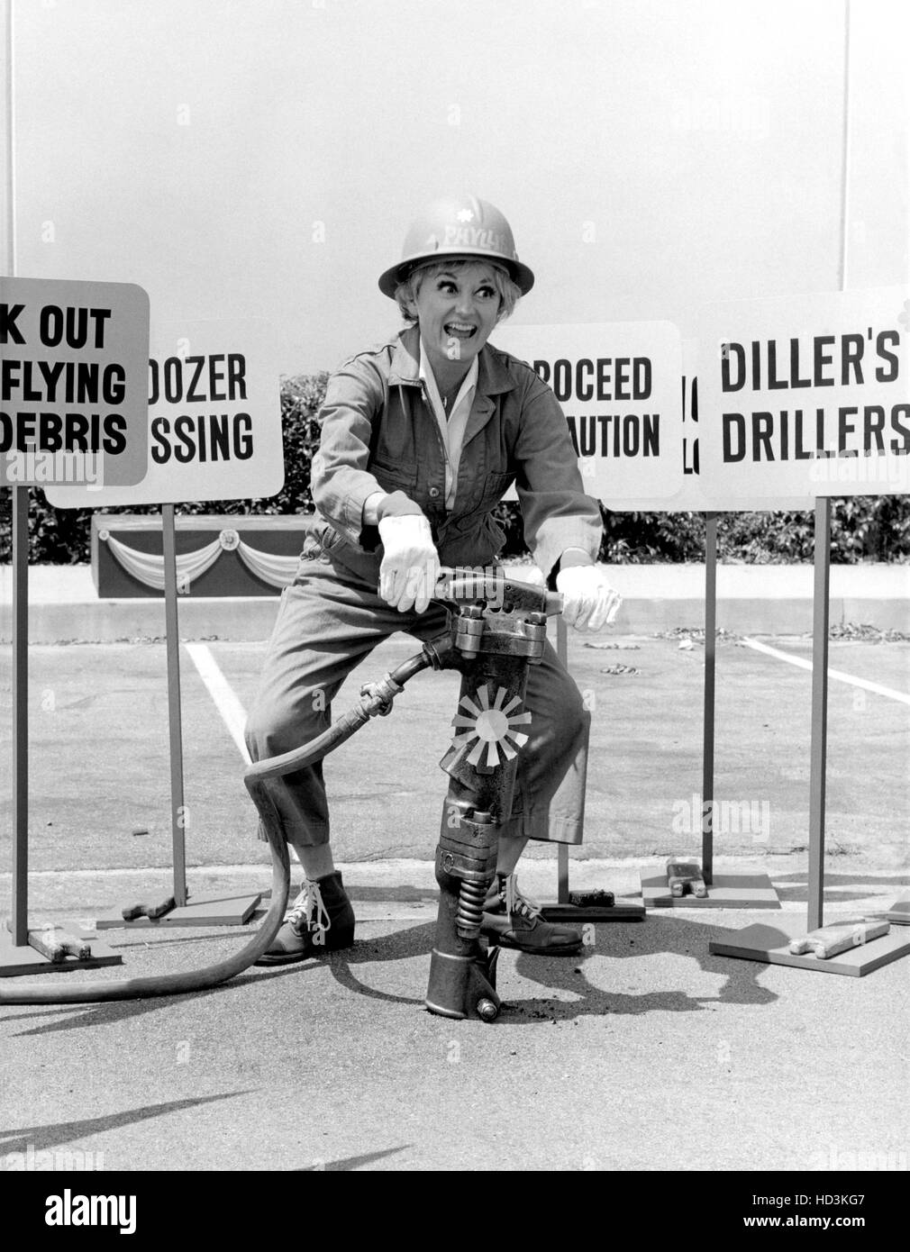 THE BEAUTIFUL PHYLLIS DILLER SHOW, Phyllis Diller, 1968 Stock Photo - Alamy