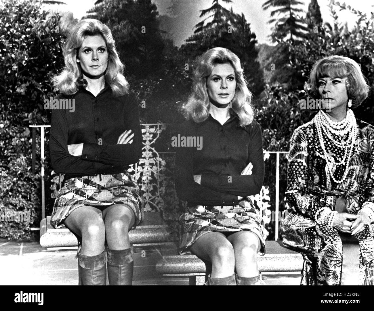BEWITCHED, Elizabeth Montgomery, Agnes Moorehead, 1964-1972 Stock Photo ...