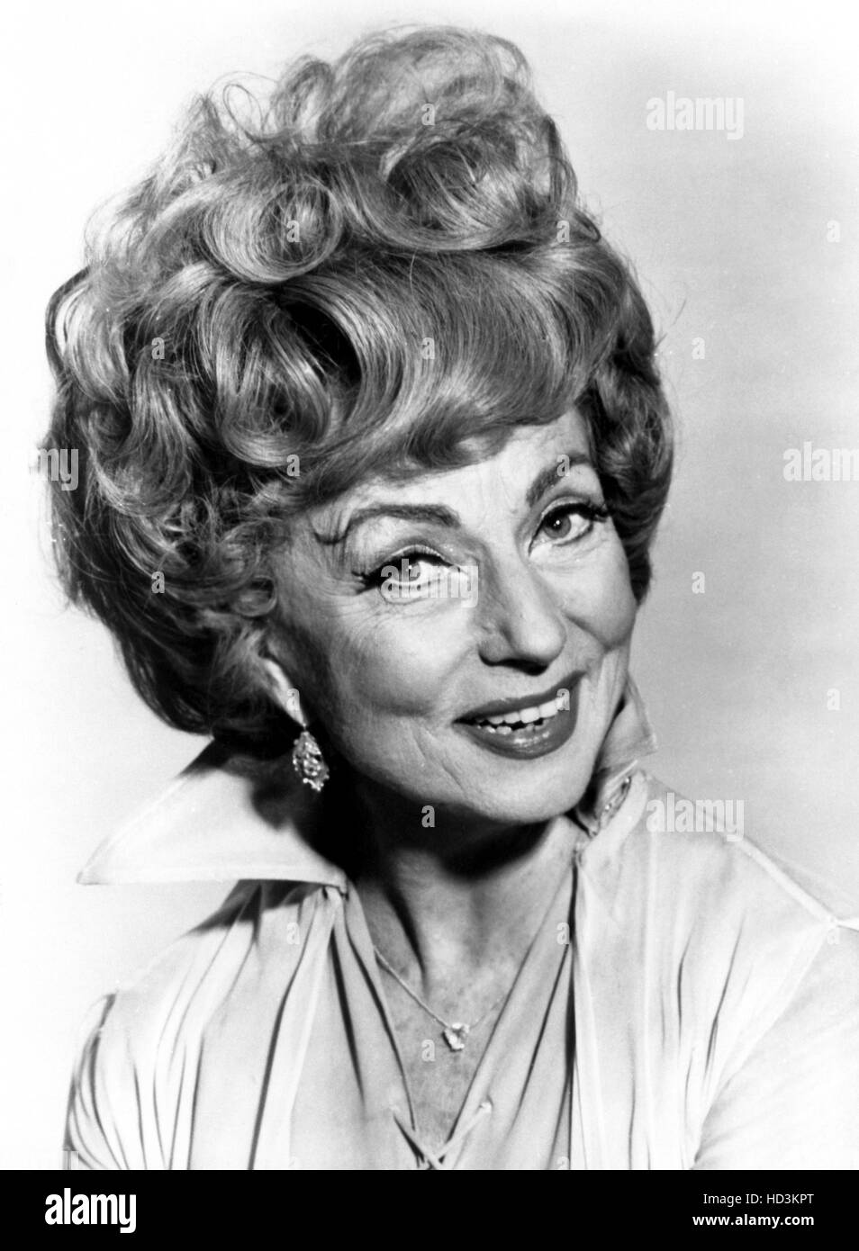 BEWITCHED, Agnes Moorehead, (1965), 1964-72 Stock Photo - Alamy
