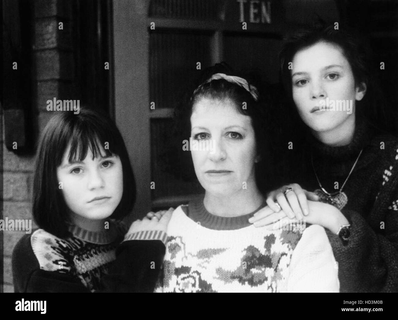 BROOKSIDE, from left: Tiffany Chapman, Sandra Maitland, Anna Friel ...