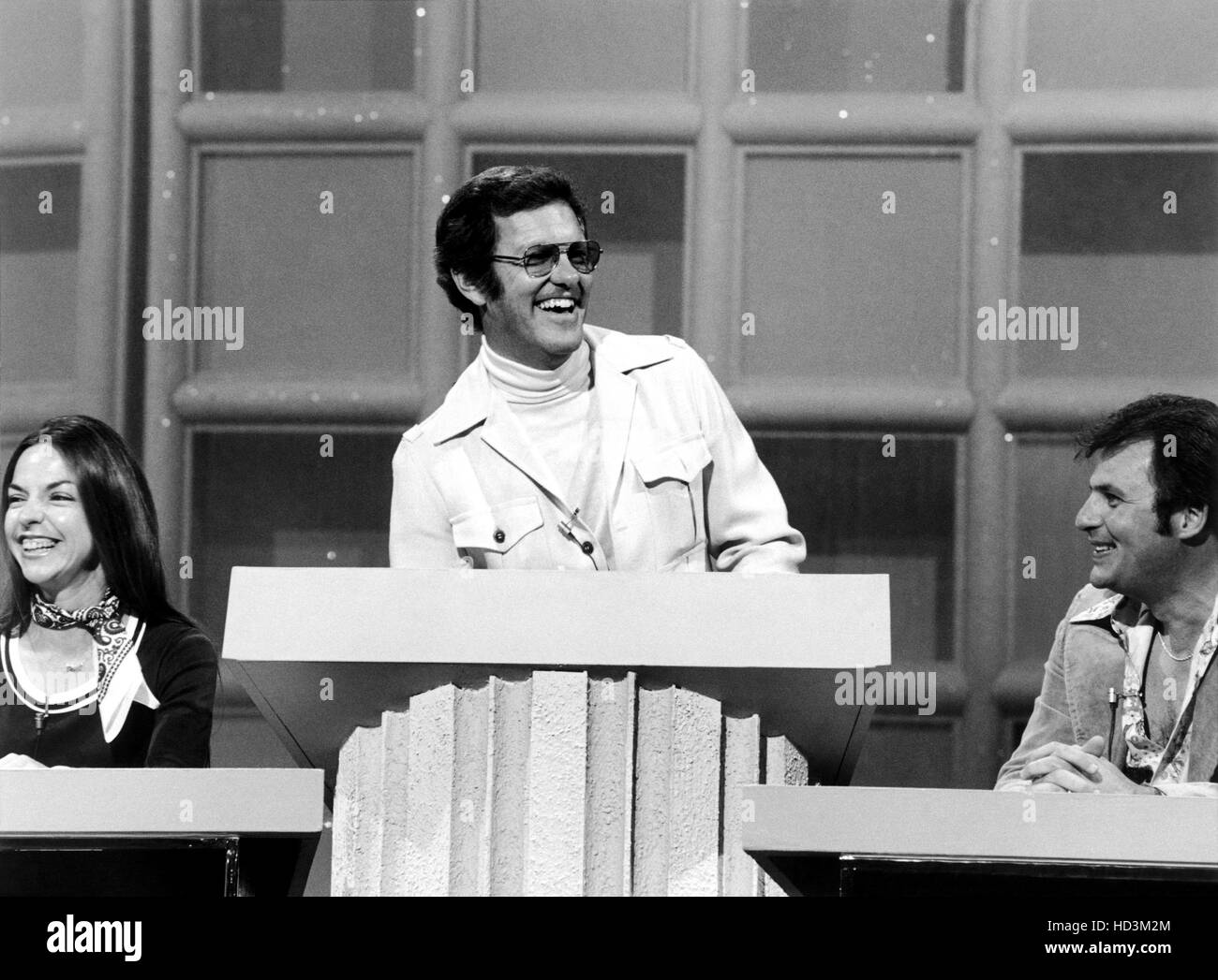 BREAK THE BANK, center: Tom Kennedy, 1976-77 Stock Photo - Alamy