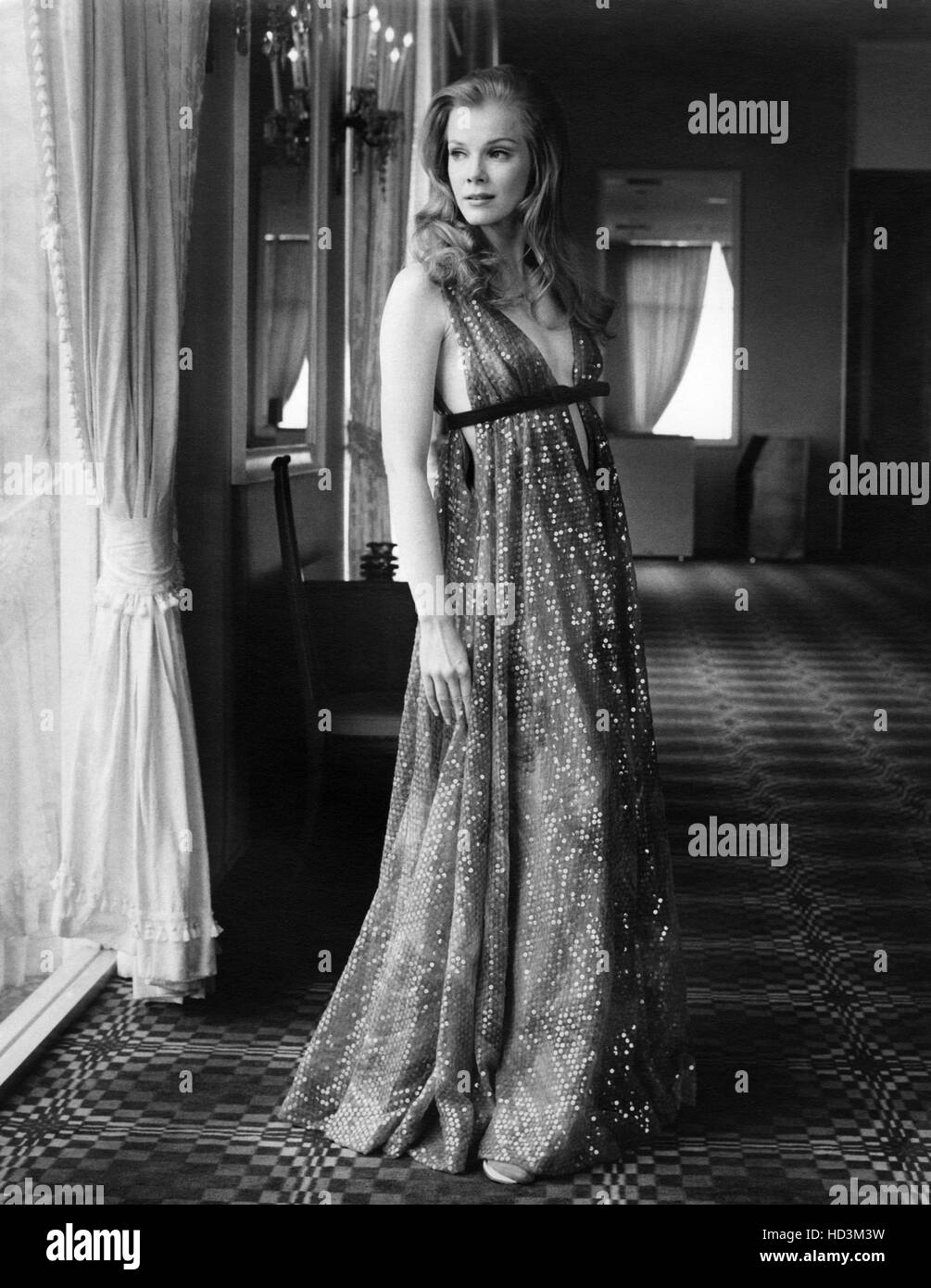 BRACKEN'S WORLD, Laraine Stephens, 'Superstar,' (Season 1, Episode 19 ...