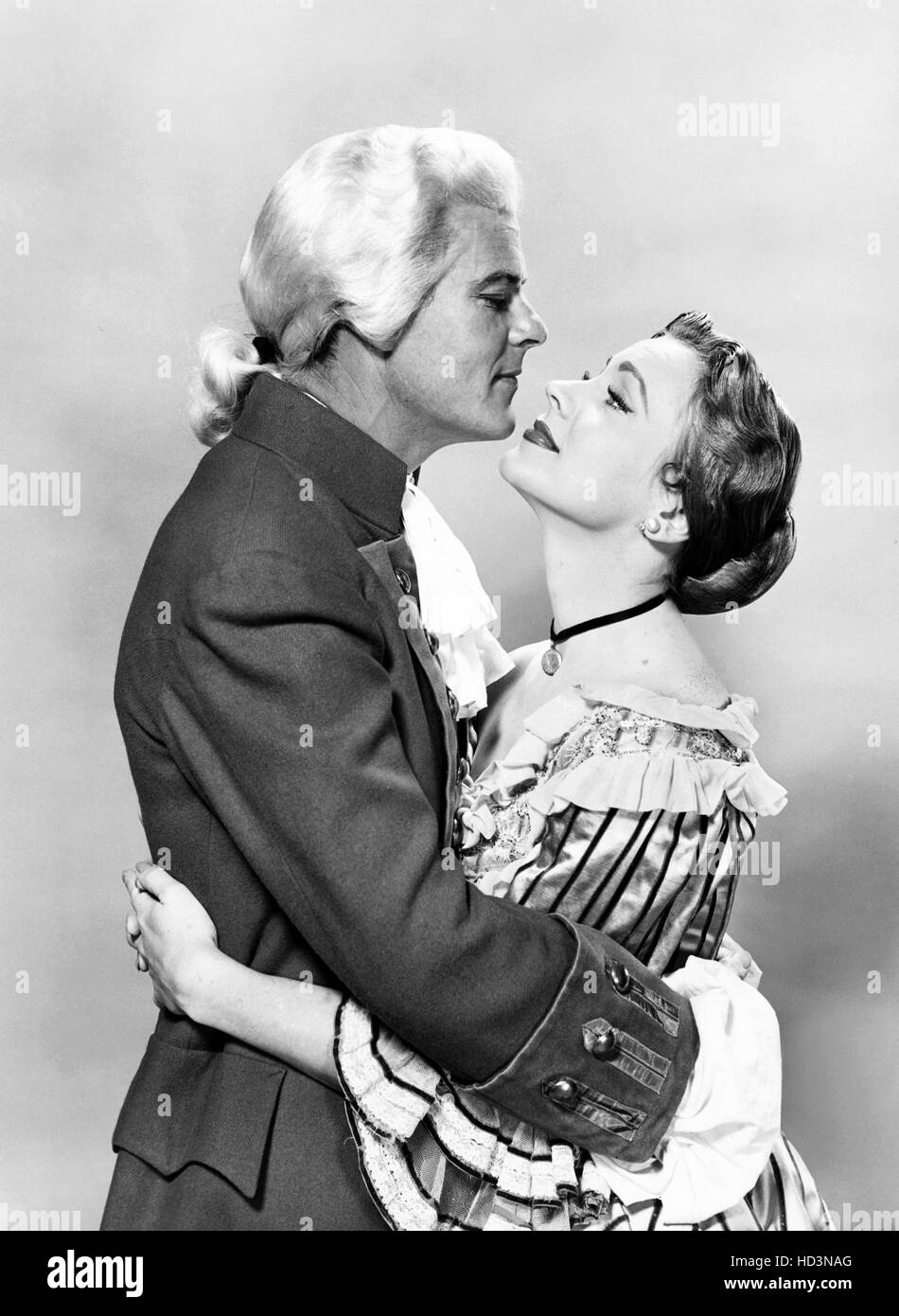 DEAREST ENEMY, (aka MAX LIEBMAN PRESENTS: DEAREST ENEMY), from left ...