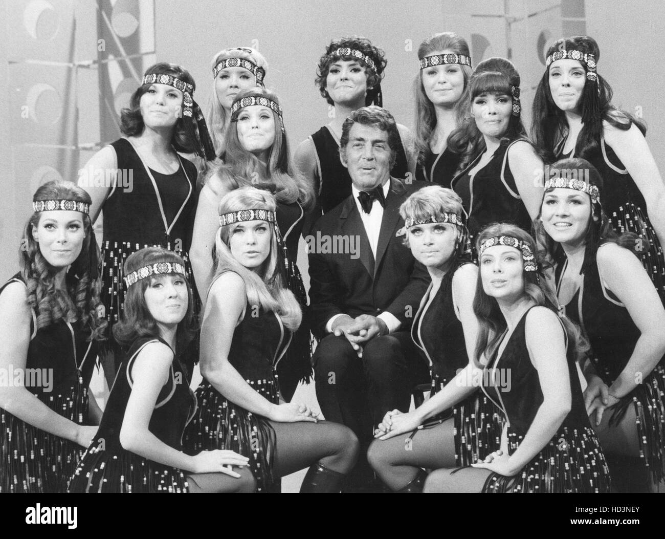 DEAN MARTIN SHOW, The Golddiggers, Dean Martin, 1965-1974 Stock Photo ...
